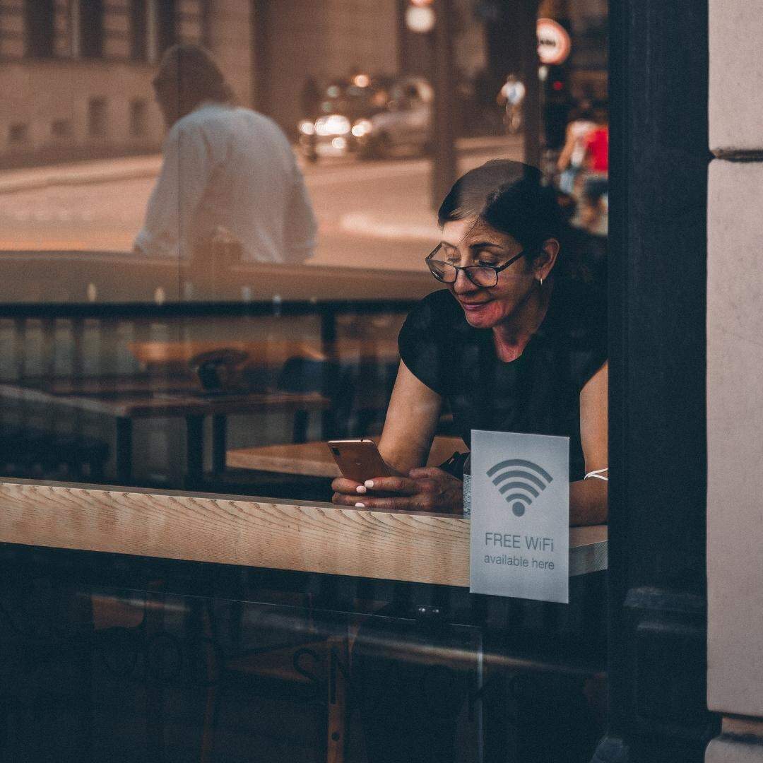 hotspot-social-o-que-e-como-instalar-em-minha-empresa-dt-network